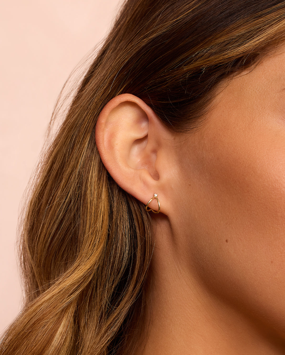 Diamond Solitaire Split Huggies – gorjana